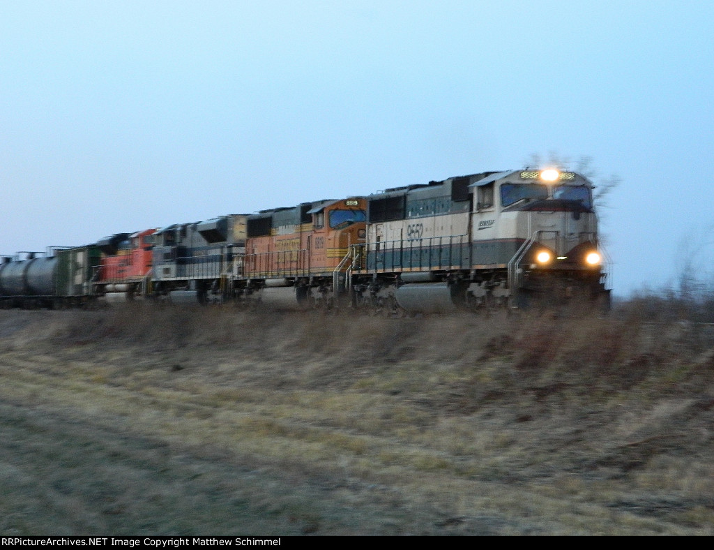 4 Unit Hayti Oil Can - U-ELU-HAY